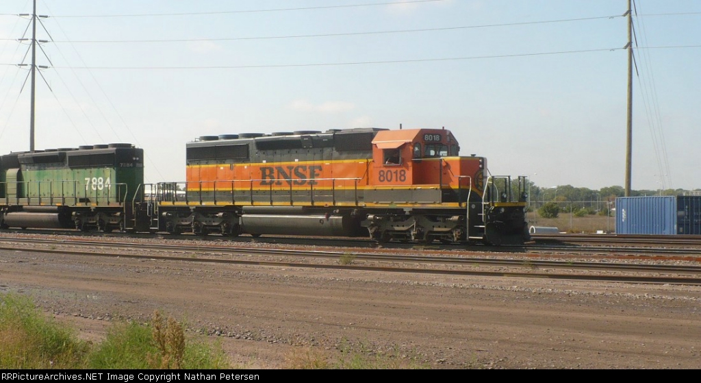 BNSF 8018